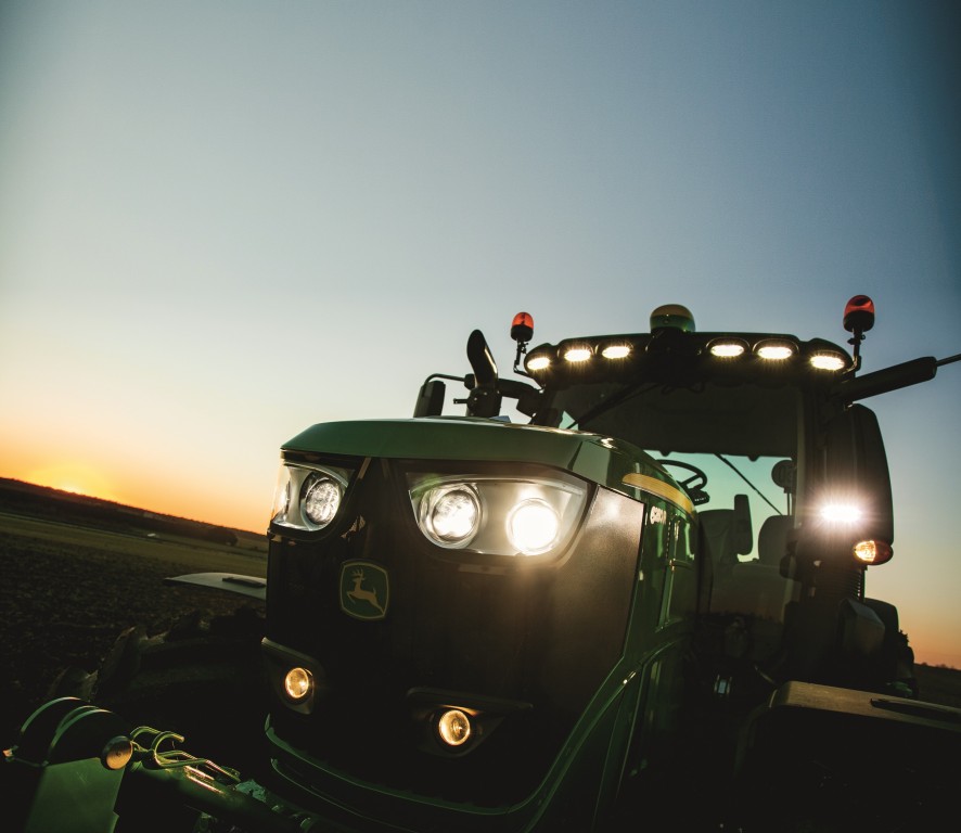 John Deere 6R sorozatú traktorok - Traktorok - KITE Zrt.