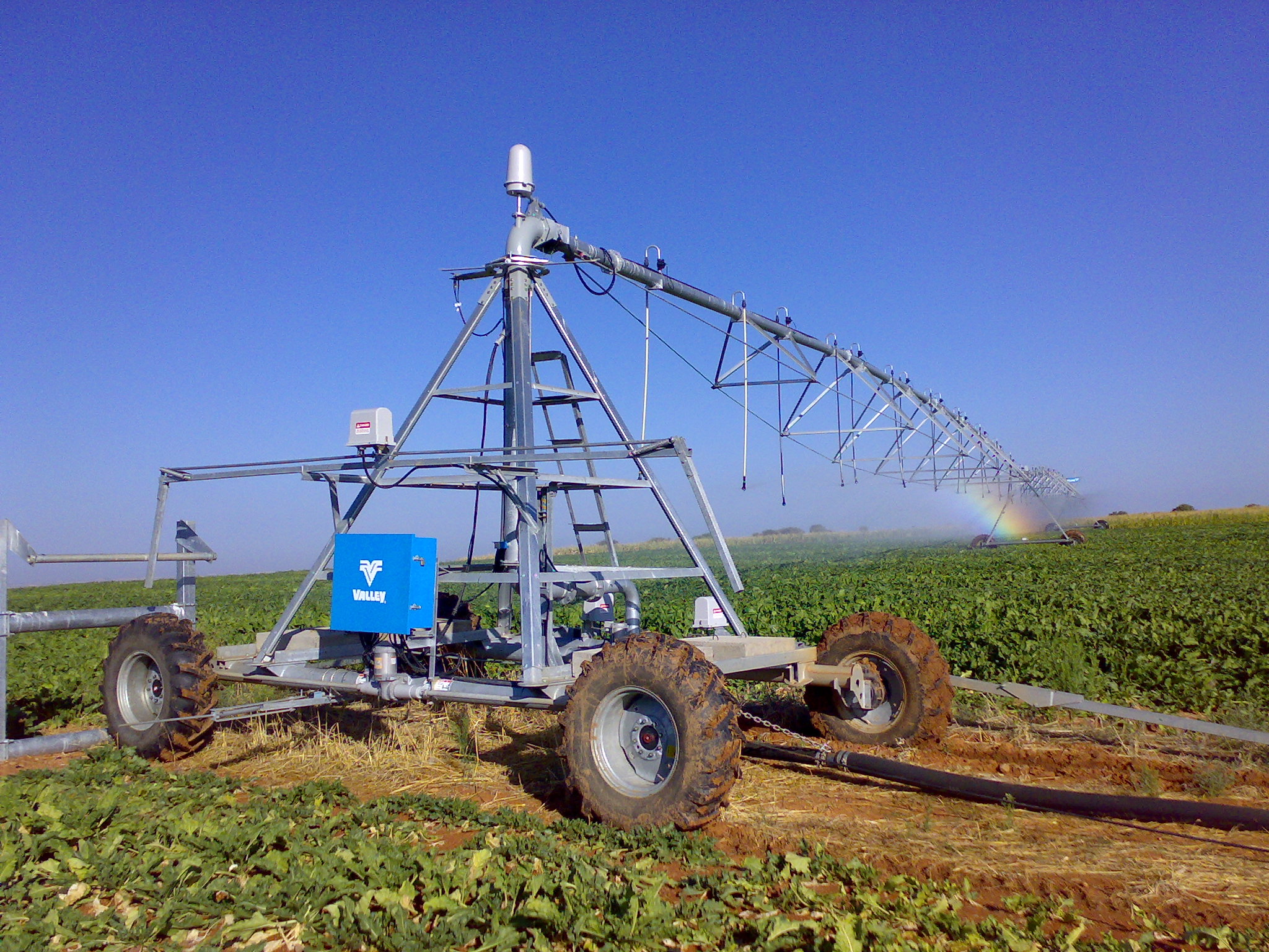 Valley 8120 universal lineár - Öntözés gépei - KITE Zrt.