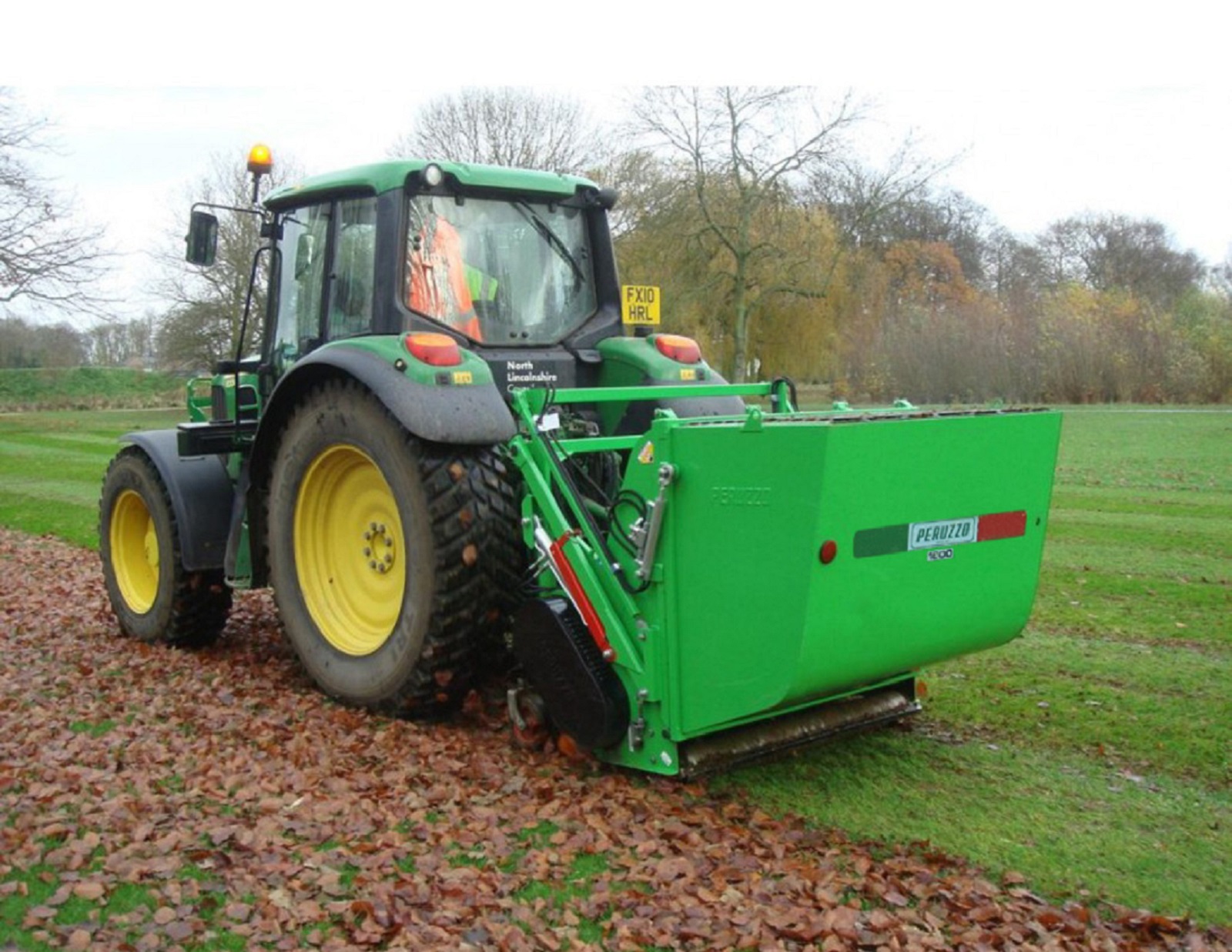 Peruzzo Rotovac vontatott seprőgép - Gyep - KITE Zrt.